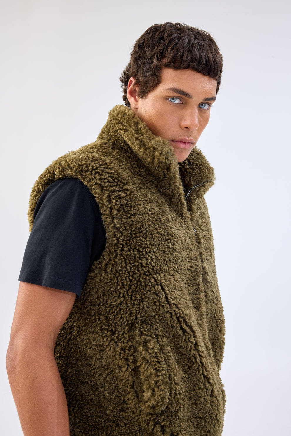 Joshua Tree Vest – Unreal Fur