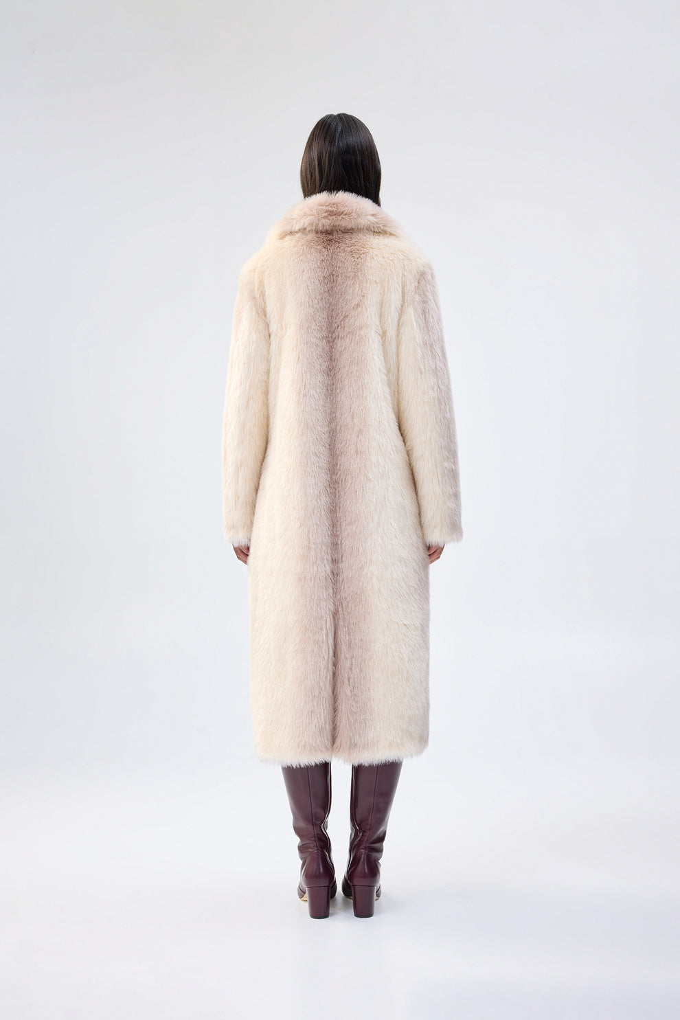 White Plains Coat – Unreal fur